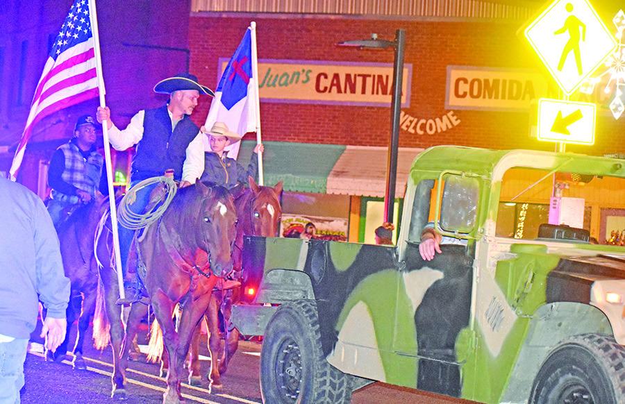Hughes Springs parade and tree lighting bring Christmas cheer to ...